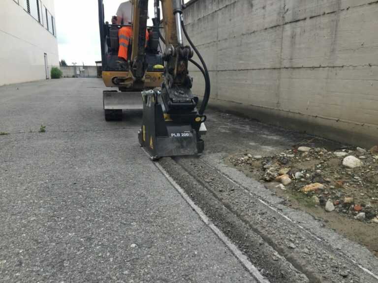 Simex PLB Road Planer (2-13t Excavators) | The Attachment Company UK